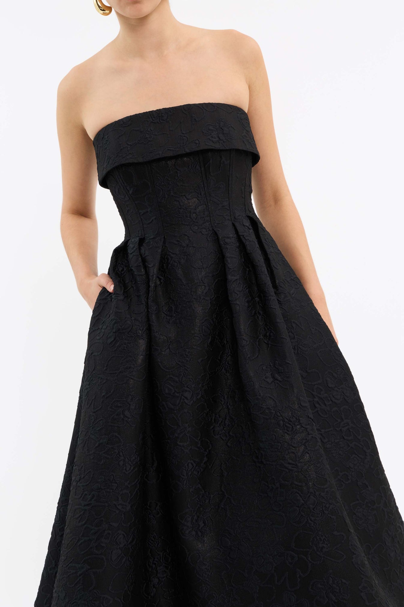 Esther Midi Dress Black – Rebecca Vallance